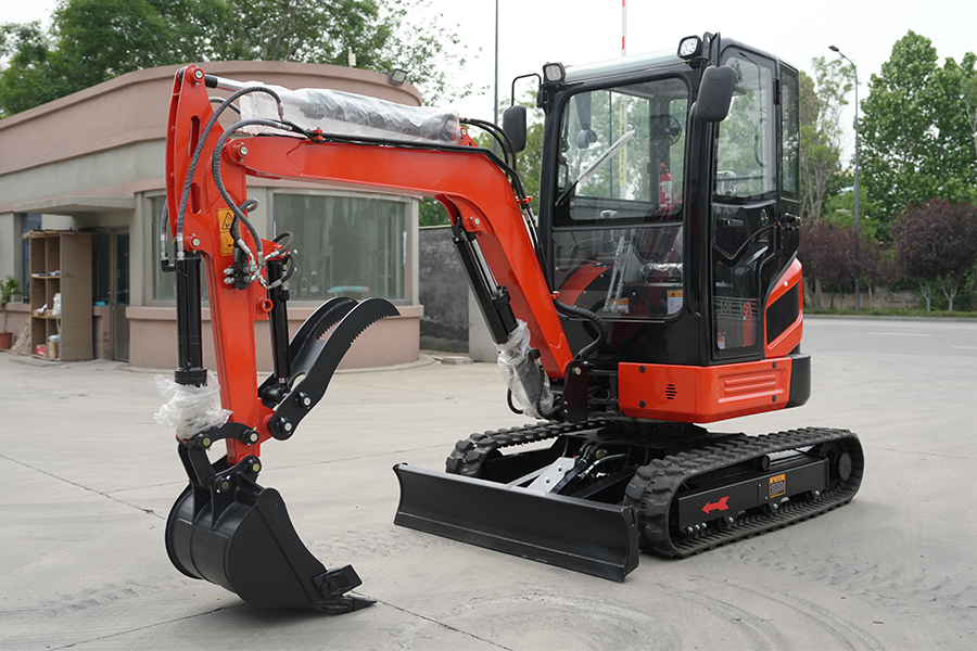 3-Ton Mini Excavator : Power Meets Precision in Tight Spaces - China ...